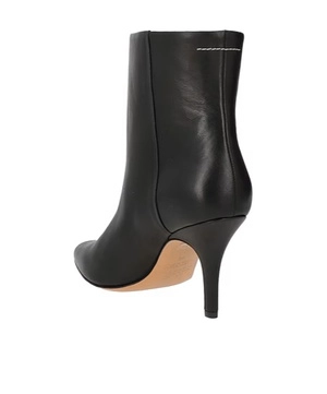 MAISON MARGIELA Solidcolor Pointedtoe Ankle Boots