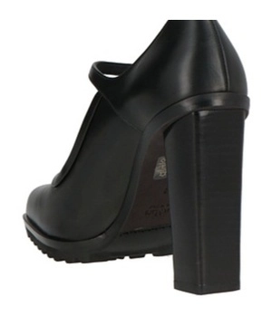 Max Mara Minimalist Mary Jane Shoes