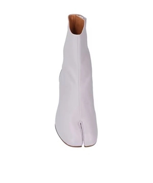 MAISON MARGIELA Minimalist Leather Boots