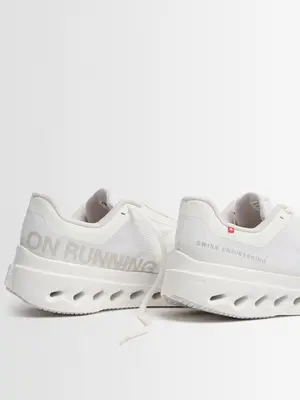 On Simple Casual Shoes