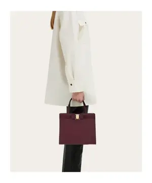 FERRAGAMO Vara Bow Shoulder Bag - Plum