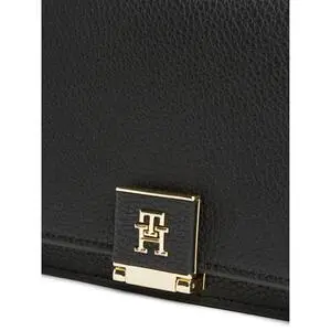 Tommy Hilfiger Chain Wallet