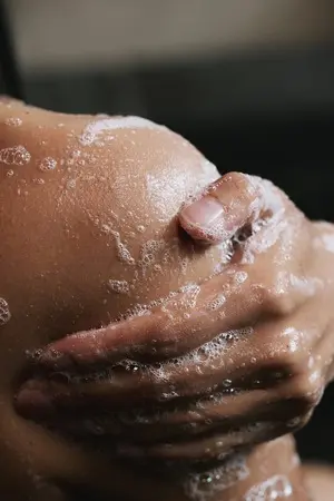 HINOK The Body Wash