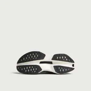 On Cloudboom Max Sneaker - White/black