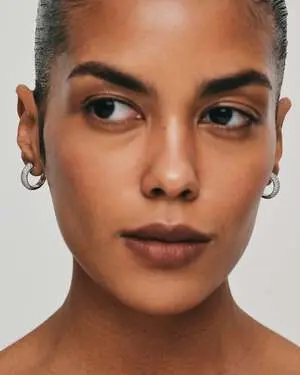 GUZEMA Diamond Bold Hug Hoop Earrings