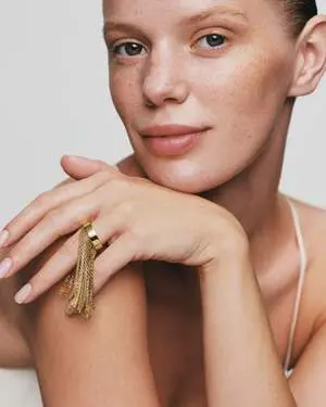 GUZEMA 18k Gold Chain Tassel Ring - White Gold