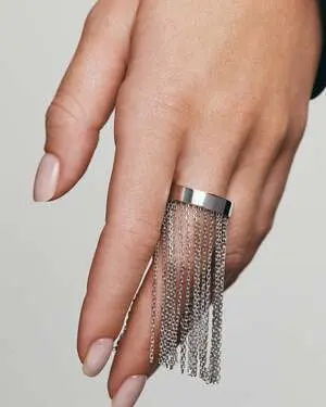 GUZEMA 18k Gold Chain Tassel Ring - White Gold
