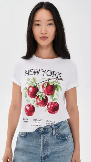 SUNNY SOMEWHERE New York Apples Everyday Tee