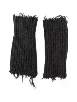 Isabel Benenato Distressed Ribbed-knit Gloves
