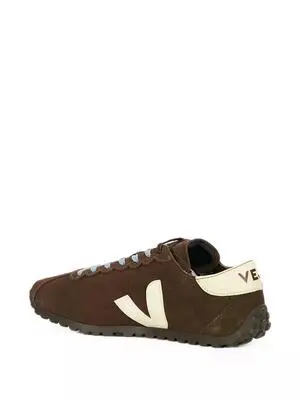 VEJA Cateyes Low-top Sneakers