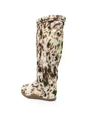 UGG Bucked Lace-up Boots