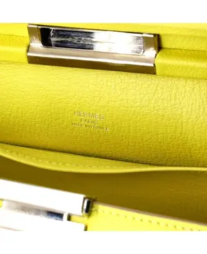 Hermès 21 Clic-h Shoulder Bag Evercolor