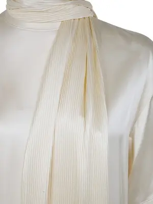 Phoebe Philo Detachable Scarf T-shirt In Stretch Silk Satin