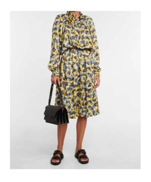 Plan C Long-sleeved Floral Dress