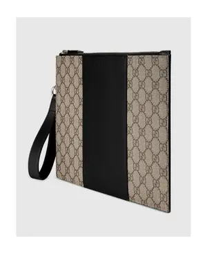 Gucci Gg Supreme Pouch