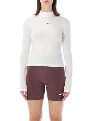 Nike Chic Slim Fit Long-sleeve T-shirt Size