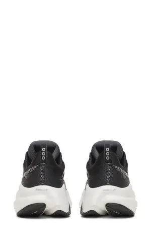 Saucony Omni St 23 Running Shoe - Black/silver