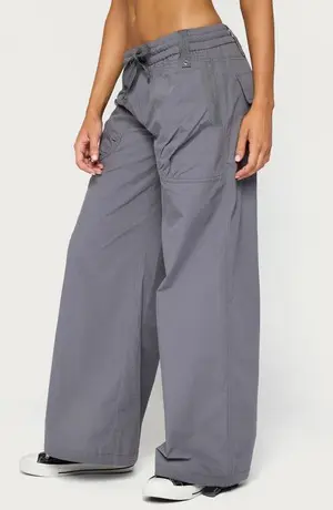 EDIKTED Kathleen Oversized Cotton Cargo Pants