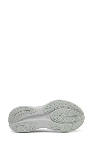Saucony Triumph 24 Running Shoe - Cast