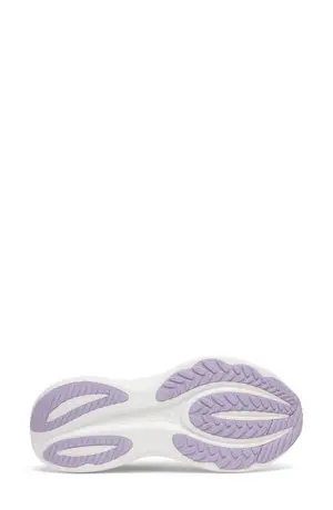 Saucony Triumph 24 Running Shoe - White/pastel