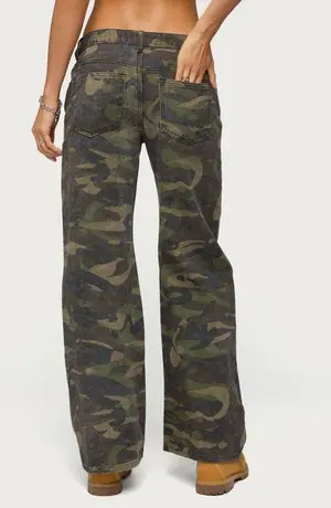 EDIKTED Soya Camo Print Low Rise Baggy Jeans