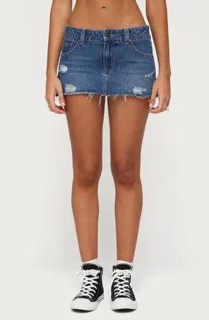 EDIKTED Nylah Frayed Low Rise Denim Skort