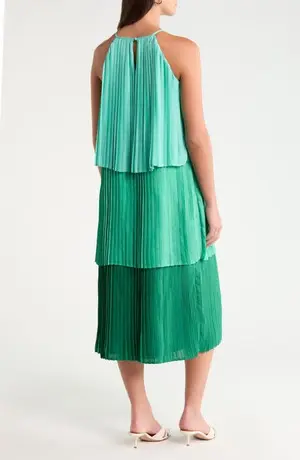 SUGARLIPS Sealy Pleated Sleeveless Tiered Maxi Dress