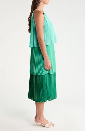 SUGARLIPS Sealy Pleated Sleeveless Tiered Maxi Dress