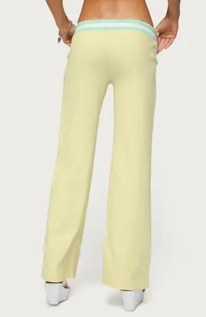 EDIKTED Clioh Contrast Waist Straight Leg Sweatpants