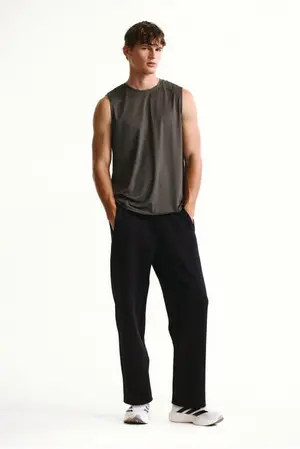 H&M Loose-fit Sports Joggers With Drymove - Black