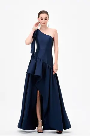 BARIANO Yulitza Asymmetric Gown