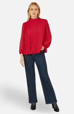 YUMI Pleated Long Sleeve Top - Red