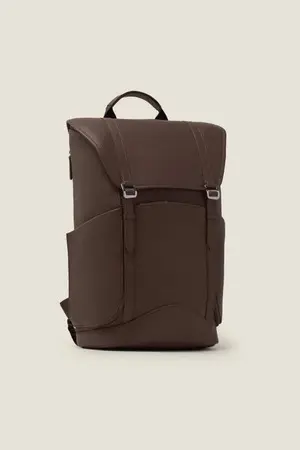 WOOL & OAK Wings Lightweight Minimalist Leather Travel Backpack - Chocolate