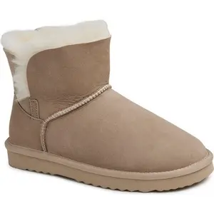 CELTIC & CO. Shearling Fur Trim Slipper Boots - Camel