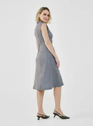 A.SHIMUS Sleeveless Tailored Midi Dress
