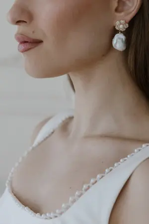 UNTAMED PETALS Jolie Pearl Drop Earrings