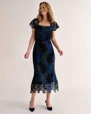 CARTOLINA Waverly Ombre Lace Midi Dress