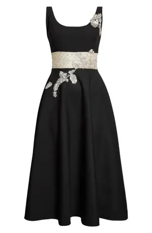 Oscar De La Renta Crystal Embellished Cocktail Dress