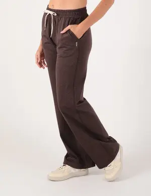 GLYDER Serene Straight Leg Pant