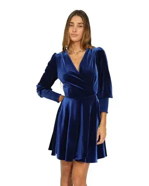 Belle & Bloom V Neck Dresses