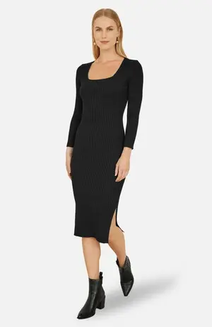 YUMI Fitted Side-slit High-neck Midi Dress