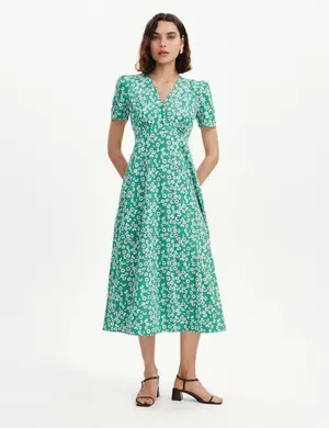FINERY LONDON Nieve Petite Short Sleeve Midi Dress - Green Daisy