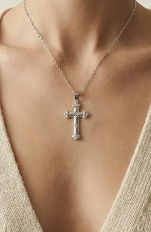 THE M JEWELERS Siena Cross Pendant Necklace - Silver