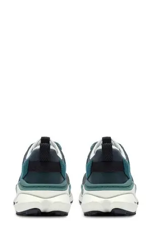 Clarks Pacetrail Go Waterproof Running Shoe - Teal