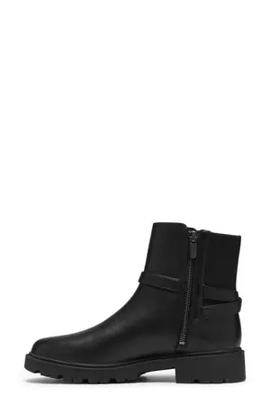 Clarks Code L Bay Leather Ankle Bootie - Black Leather