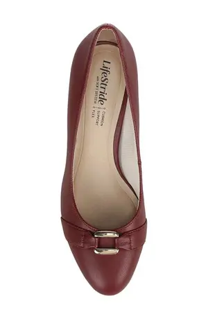 LIFESTRIDE Tavi Pump - Dark Cherry