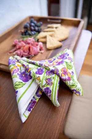 MODERN PRAIRIE Pansies Luncheon Napkins