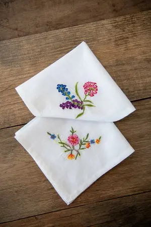MODERN PRAIRIE Spring Blooms Luncheon Napkin