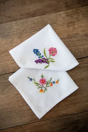 MODERN PRAIRIE Spring Blooms Luncheon Napkin