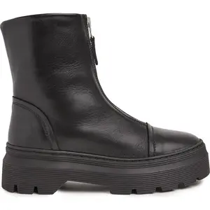 CELTIC & CO. Front Zip Boots